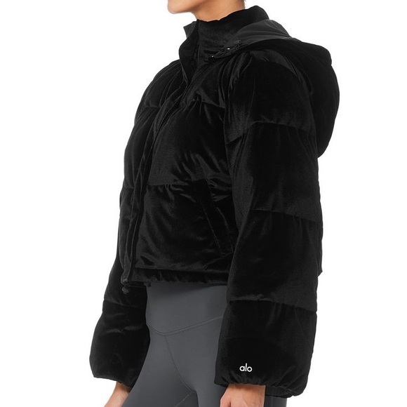 ALO Yoga | Jackets & Coats | Alo Yoga Womens Velvet Black Puffer Coat ...